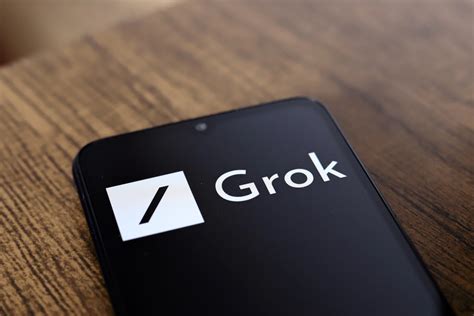 Штучний інтелект Grok Ілона Маска спіймали на трансляції теорій змов та антисемітських наративів