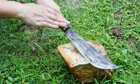 How To Sharpen Kukri 4 Top Ways To Sharpen A Knife