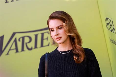 “bluebird” La Nueva Canción De Lana Del Rey Ya Está Disponible