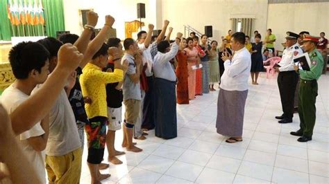 မွန်ပြည်နယ်မှာ ဇာတ်သဘင်နဲ့ ပျော်ပွဲရွှင်ပွဲတွေပြုလုပ်ဖို့ စစ်ကောင်စီဖိအားပေး နိုင်ငံတကာမြန