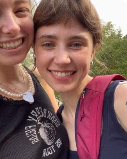 Pin By Zora🤍🎻 On Claire Bear Claire