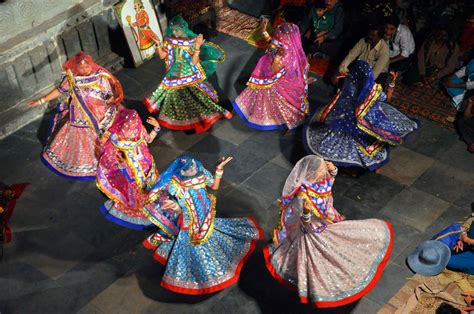 Ghoomer Dance Of Rajasthan Uindianencyclopedia