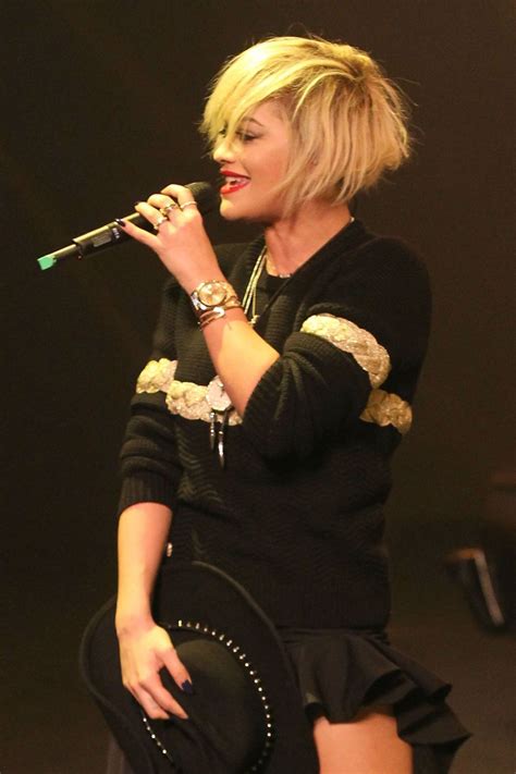 Rita Ora Gets An Edgy New Haircut Marie Claire Uk