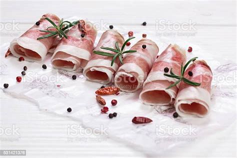 슬라이스 맛있는 프로슈토 양념통 이탈리아 및 지중해식 요리 0명에 대한 스톡 사진 및 기타 이미지 0명 돼지고기 사진 이미지 Istock