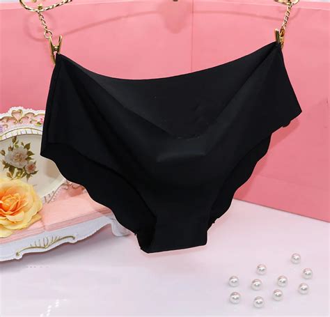 Special Offer New Seamless Ruffles Ultra Thin Comfort No Trace Women
