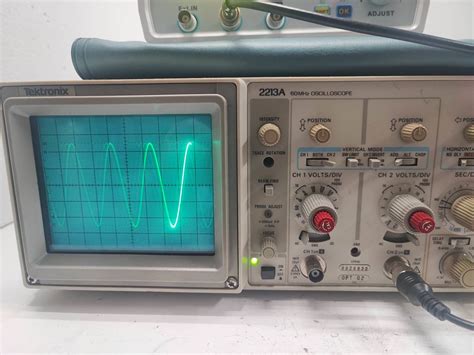 Yahoo オークション Tektronix Oscilloscope オシロスコープ 2