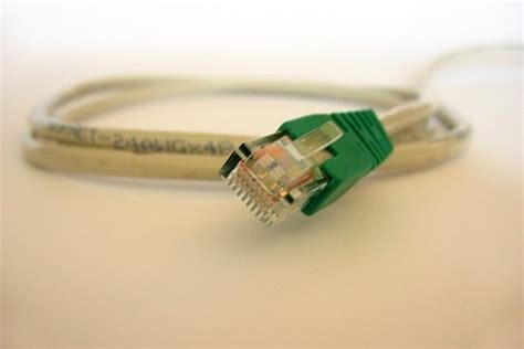 How To Connect Two Wireless Routers To One Modem It Still Works Giving Old Tech A New Life