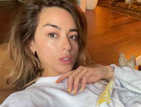 She Played Daisy Johnson In Agents Of Shield See Chloe Bennet Now At 30 Ned Hardy