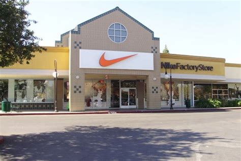 Business Briefs Nike Opens Redesigned Store Gilroy Dispatch Gilroy