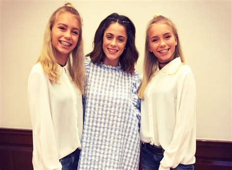 Lisa Und Lena Drehen Mit Violetta Star Tini Stoessel Starzip