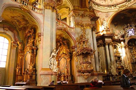 Костёл святого Николая в Праге