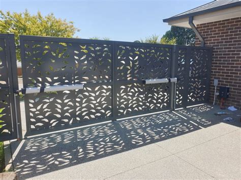 Stylish Landscaping Ideas With Steel Fencing Diamond Fence Aust Pty Ltd