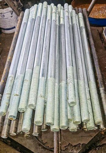 Mild Steel M16 16 Mm Silver Plated Stud Bolts For Industrial At