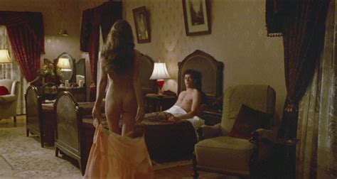 Milla Jovovich Desnuda En Chaplin