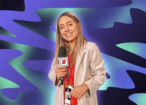 Latina Journalist Goes Viral For Getting Romantic Looks From Lionel