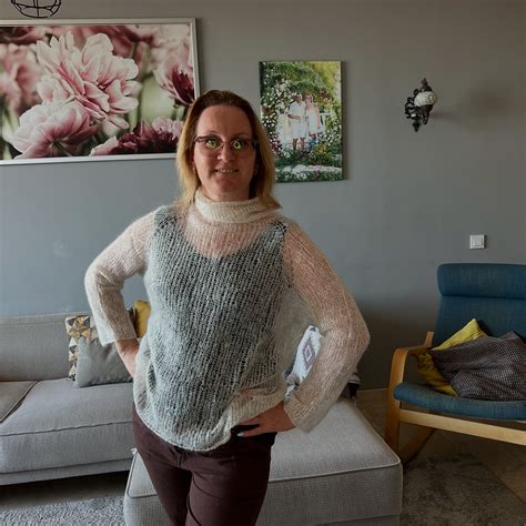 ВЯЗАНИЕ ПАУТИНКИ ДЖЕМПЕРА СВИТЕРА Ну очень шикарный карди на мне ️ Сама связала сама ношу