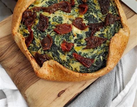 Olive Oil Galette With Spinach And Ricotta Rootsandcook