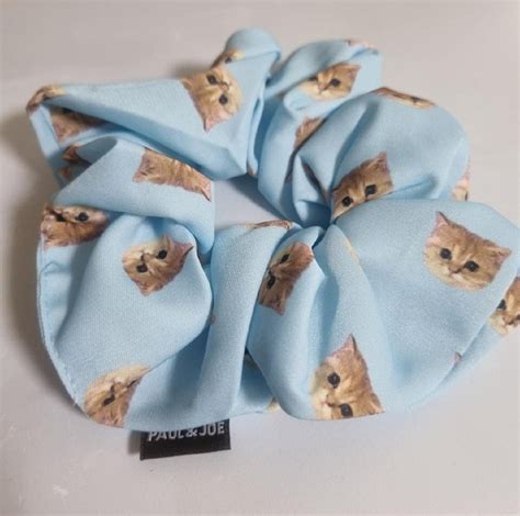 폴앤조 하늘색 고양이 스크런치 헤어슈슈 머리끈 세컨웨어