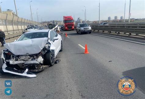 В Калининграде на мосту страшно разбился «Амберавто