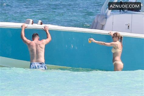 Taylor Swift And Travis Kelce Sexy Heat Up In The Beach In The Bahamas Aznude