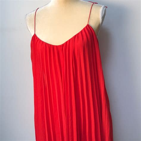 My Red Hot Sexy Dress Gem