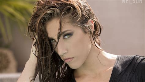 Download Wallpaper Sexy Green Eyes Model Section Girls In Resolution