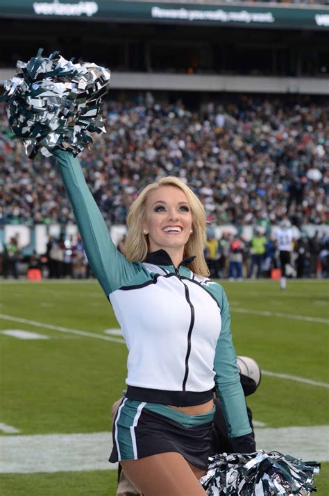 Philadelphia Eagles Cheerleader Jillian Darrah Inspiring Teens®