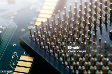 Mikroprosesor Pada Latar Belakang Sirkuit Mikro Motherboard Foto Stok