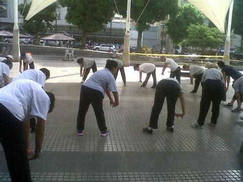 Leidy Molletones On Twitter 28oct Juventud Prolongada De Chacao Inicia Su Clase De Gimnasia