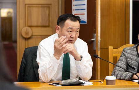 Vip76 Mn Нээлттэй мэдээллийн ил тод байдлын тухай хуулийн хэрэгжилтийг хангаж ажиллахыг чиглэл