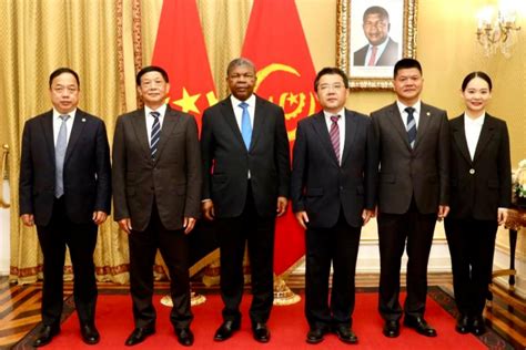 中国能建葛洲坝集团副总经理邓银启会见安哥拉总统若昂·洛伦索 见道网