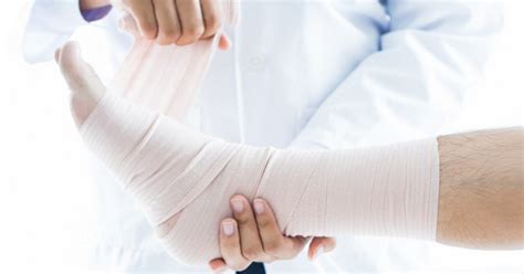Травмы при занятиях спортом | Медицинская клиника Simple Health