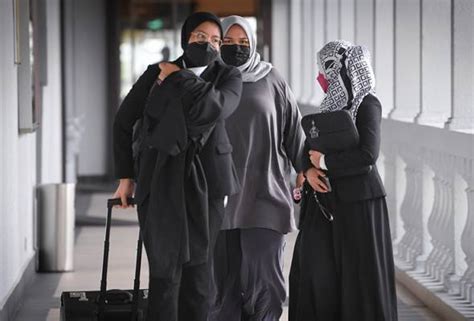 Peguam Siti Bainun Tarik Diri Kes Ditangguh Lagi Bawang Rangers
