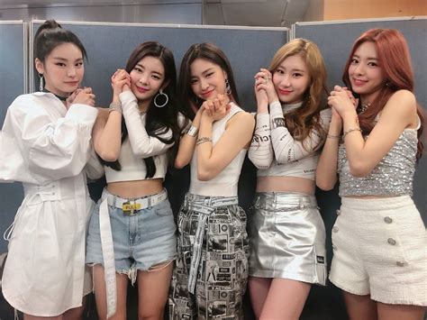 ITZY Changed A Crucial Part Of DALLA DALLA And Fans Have Split Opinions About It