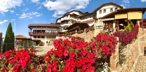 Хотелот „Манастир“ во Берово од понеделник продолжува со работа Реален Медиум за Реални Луѓе