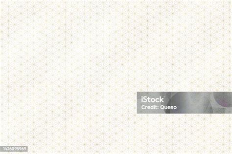 파선의 흰색과 금색 대마 잎 패턴 전통적인 일본 기하학적 및 육각형 패턴 와시와 같은 질감 배경 우아하고 단순하며 화려한 일본 문화에 대한 스톡 벡터 아트 및 기타 이미지