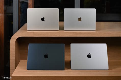 Tr N Tay Macbook Air Inch M M Y M Ng V Loa N T Ng M N H Nh L N Nh Ng M Y Kh Ng Qu N Ng