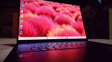 ASUS Zenbook OLED UX Review Beautiful Lightweight Powerful OLED Laptop Gets An AI
