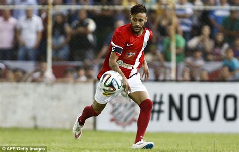 Watch Neymar Score Outrageous Rainbow Kick Goal To Steal The Show In