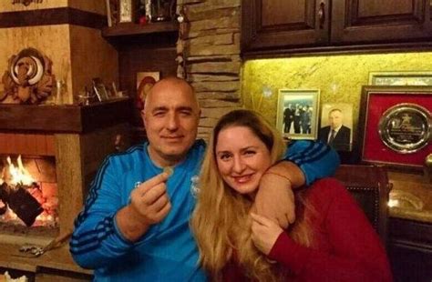 ИЗВЪНРЕДНО В ПИК Дъщерята на Бойко Борисов роди трето дете лидерът на ГЕРБ вече има и внучка