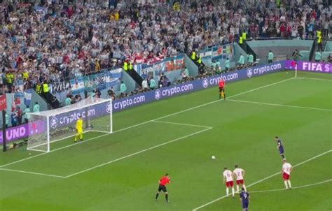 Video Messi Misses Crucial Penalty For Argentina In Huge Clash With Poland