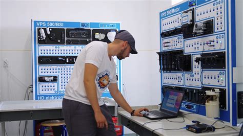 Župa otvorila v Medzibodroží autocentrum YouTube