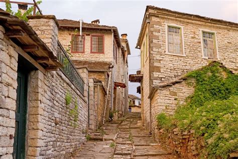 Zagori Village Alley Stock Image Image Of Zagorochoria 21849893