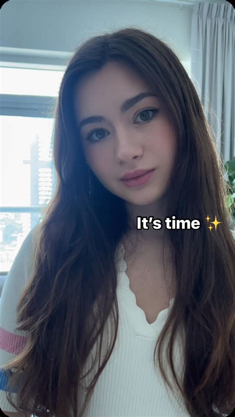 Tech Girl 🤍 Comment With The Strangest Place Youve Worked Below👇😅