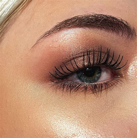 Take A Look Evlin Khalifa In Her Furne One Amato Evening Gown During The Preliminary