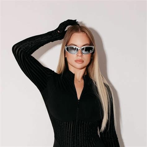 Stream Anzhelika ‒ New Years Podcast 2024 By Deep House Moscow