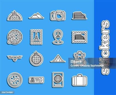 여행을위한 라인 여행 가방 하이킹 배낭 우표와 콜로세움 사진 카메라 에펠 탑 비행 비행기가있는 지구본 지도 포인터 아이콘을 설정합니다 벡터 관광에 대한 스톡 벡터 아트 및