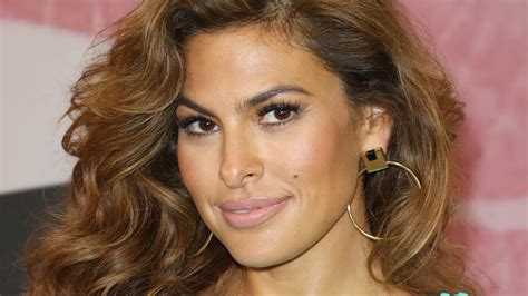 Eva Mendes Just Dyed Her Hair The Prettiest Shade Of Auburn See The Photos Allure
