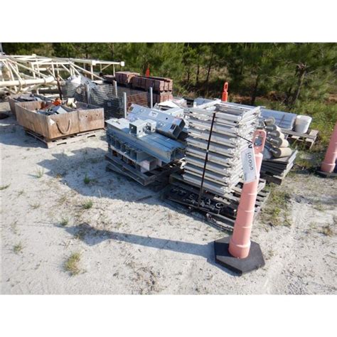 Spider Suspended Scaffolding Parts J M Wood Auction Company Inc