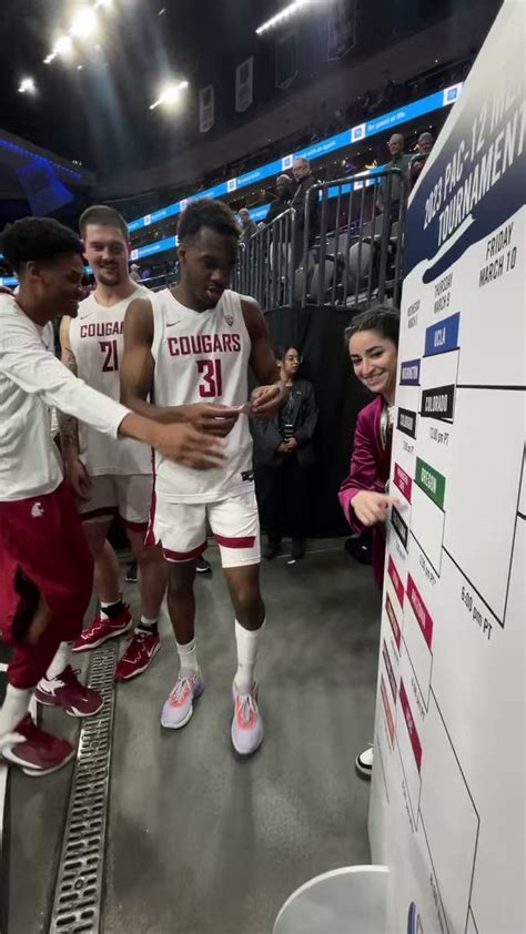 Pac 12 Conference On Twitter Opening Round Dub